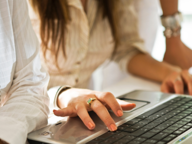 How To Create A Blog Logo That Looks Professional – Easily And Quickly ...